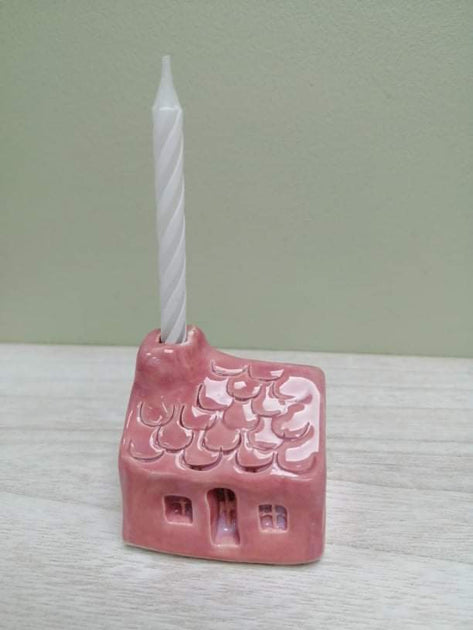 Ceramic Scottish bothy with candle chimney - different colours availab ...
